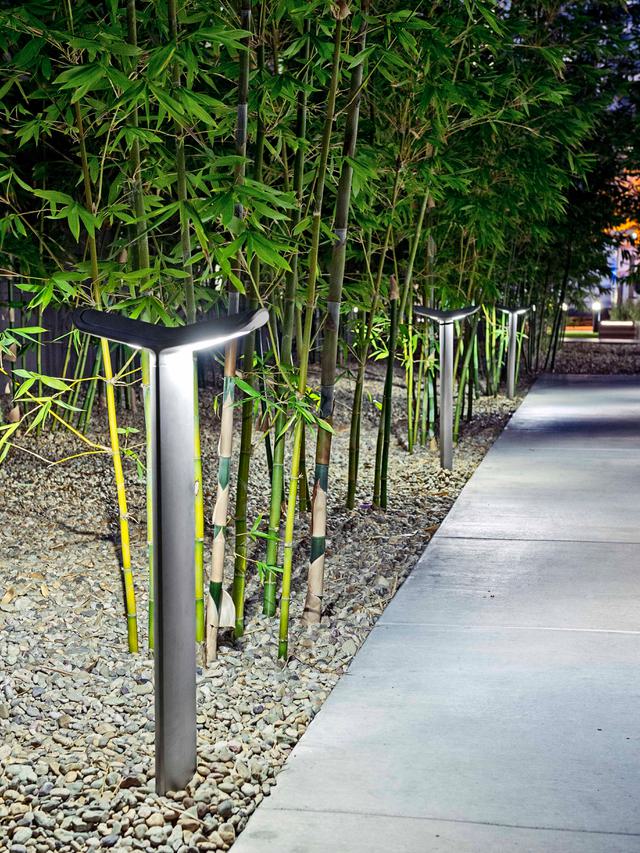 MultipliCITY Path Light - Landscape Forms MultipliCITY Path Light - Landscape Forms